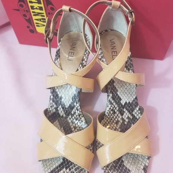Vaneli | Shoes | Vaneli Patent Leather Wedge Sandals Heels 75 N | Poshmark